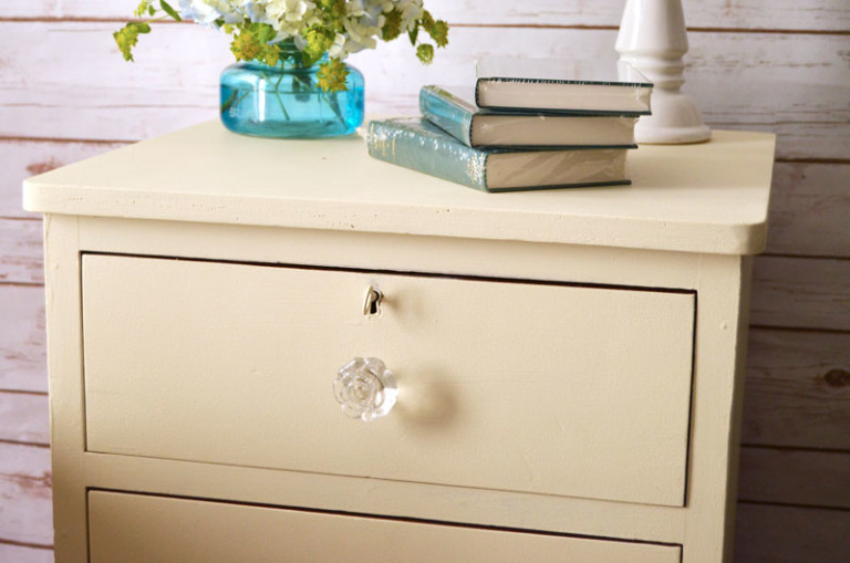 Pretty Painted Chest of Drawers - Create and Babble