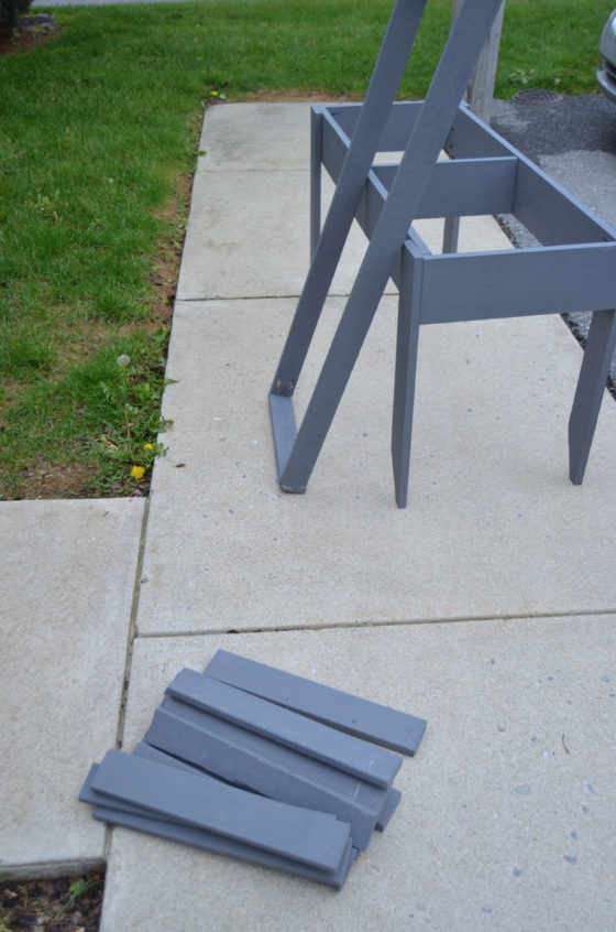 How to Build an Outdoor Serving Table